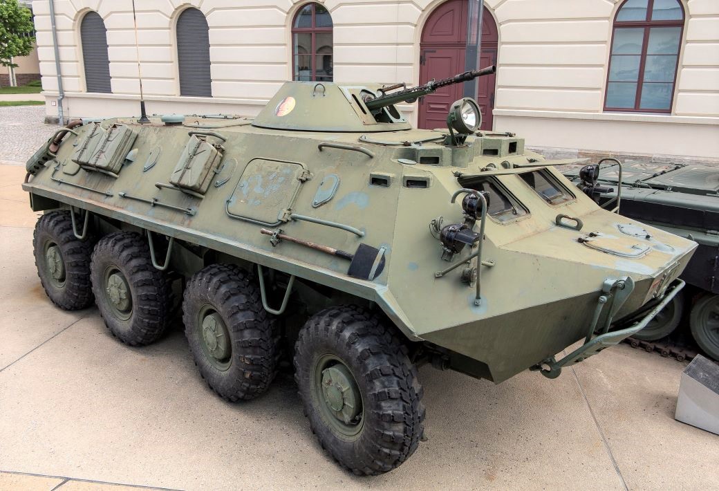 WarWheels.Net- BTR-60pb APC Photos